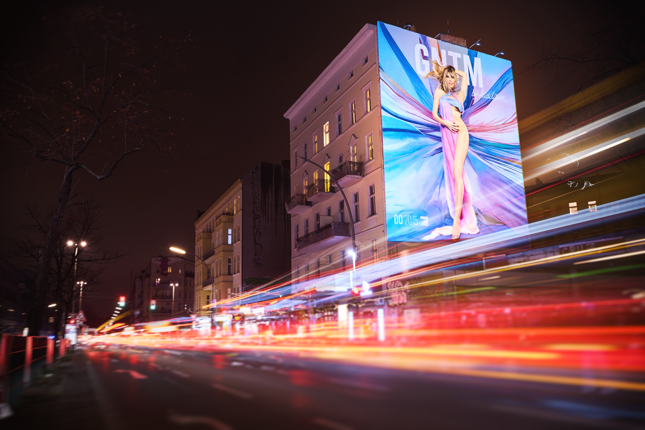 HEIDI KLUM Mural - Concrete Candy